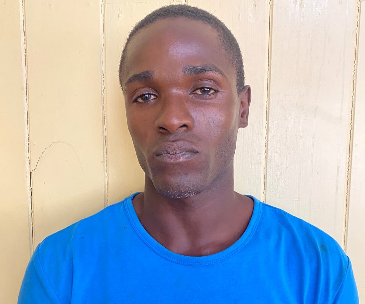 Police nab 2nd prisoner who kicked down prison van door - HGPTV ...