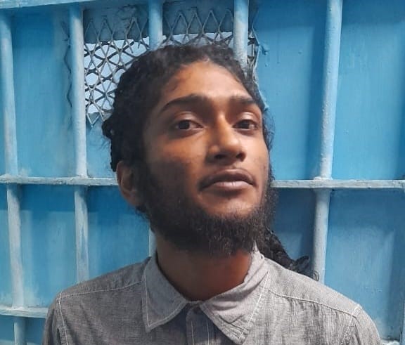 Prison escapee contacts mother, surrenders to Police - HGPTV - Guyana's ...